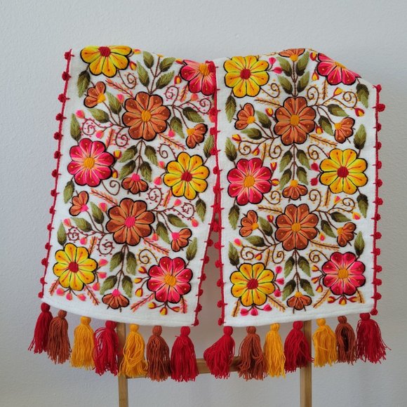 Hand Crafted | Accents | Embroidery Floral Peruvian Handwoven Table ...